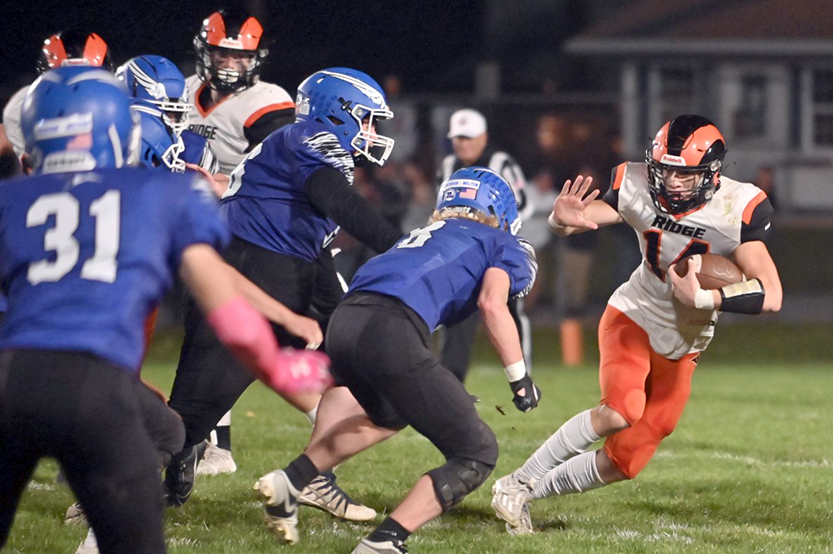 Rams cruise by J-M 35-6 | News, Sports, Jobs - Tribune Chronicle